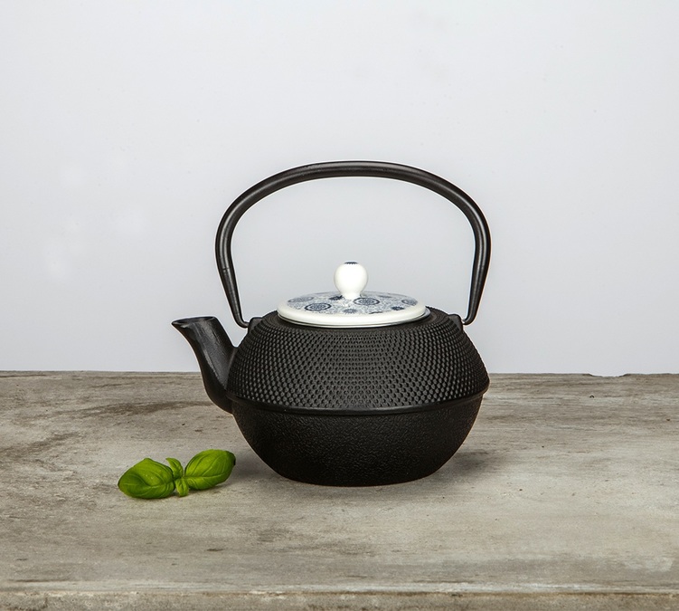 Théière en fonte et couvercle en porcelaine 1.2L OGO Living